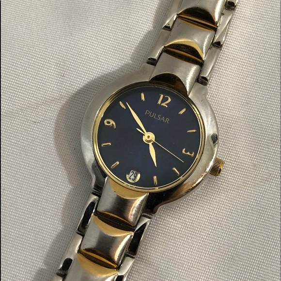 Pulsar | Accessories | Vtg Pulsar Two Tone Blue Face Date Analog Watch ...